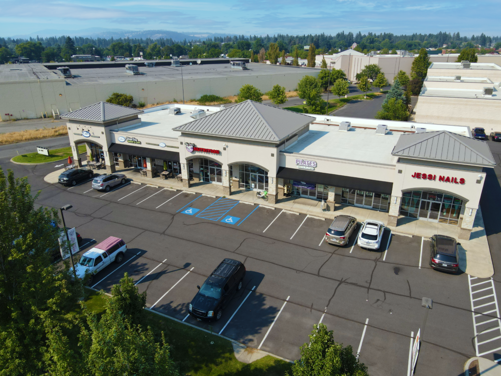 Holland Ave Retail Center - Brown Retail Group